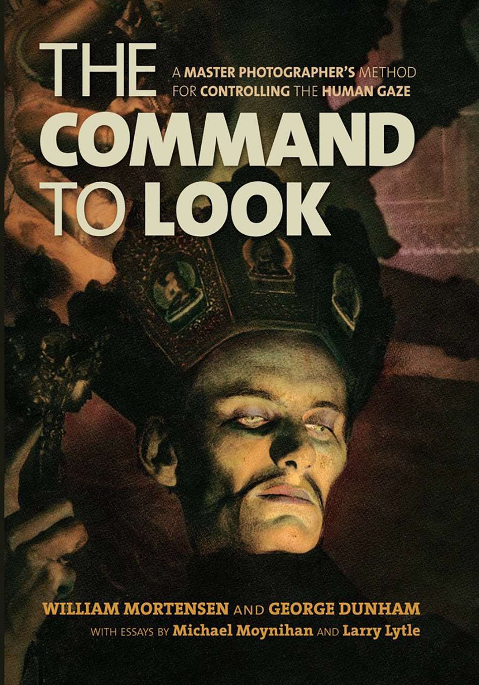 William Mortensen'in 20. yüzyıl fotoğrafları, şimdiye kadar yapılmış en ...