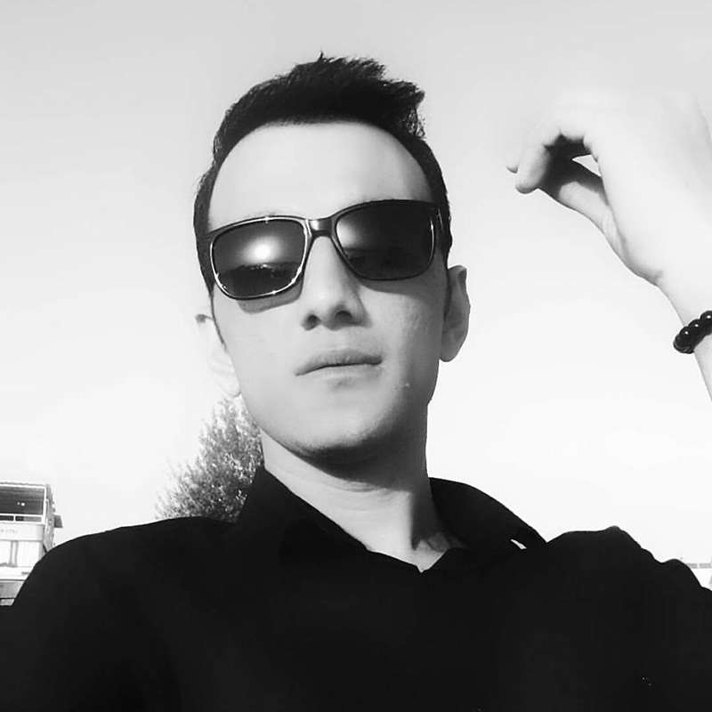 Emrah Sağlam • İlk Görüşte Aşk - Oggito