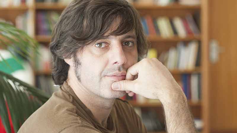 Andres Barba’nın Işıklar Ülkesi Neden Okunmalı? - Oggito