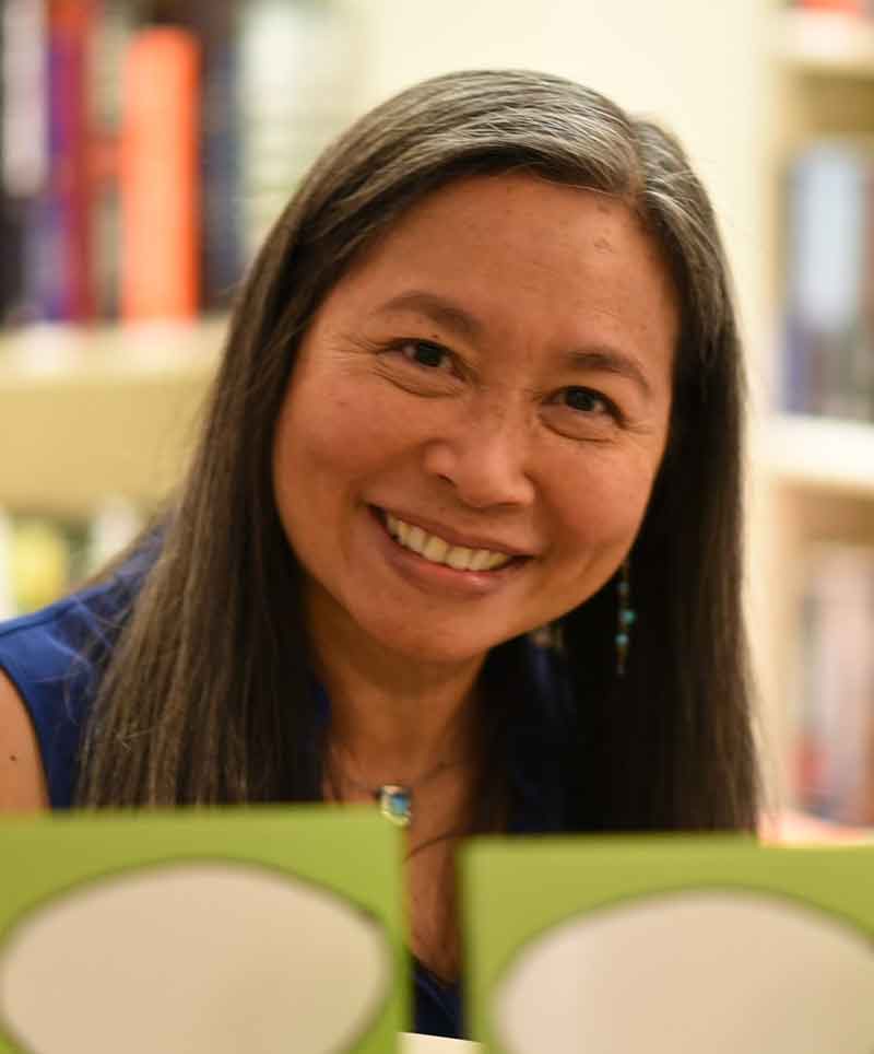 Jennifer Mook's Instagram, Twitter & Facebook on IDCrawl