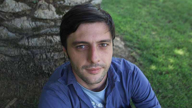 Andrés Barba’nın Işıklar Ülkesi ile Tuttuğu Ayna - Oggito