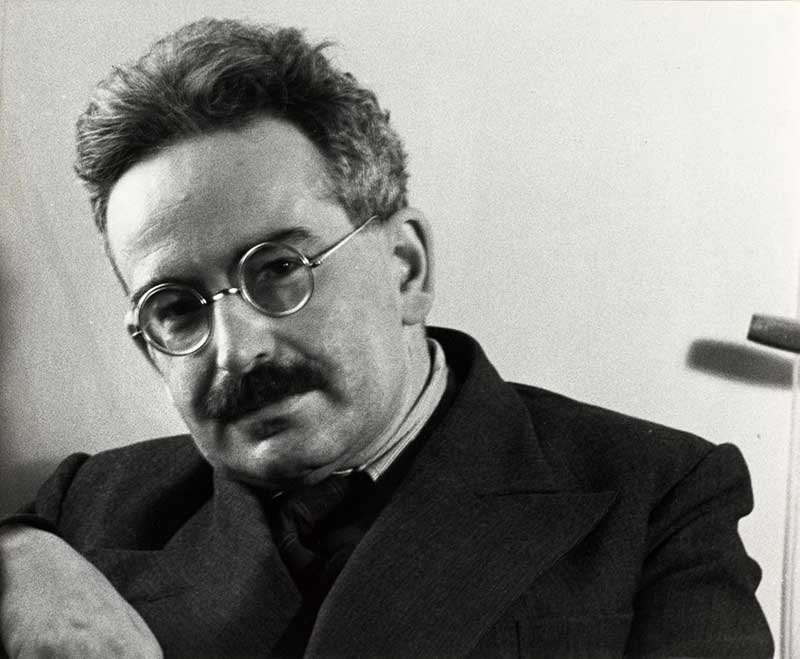 Walter Benjamin: Başarılı Kişinin Temel Nitelikleri - Oggito