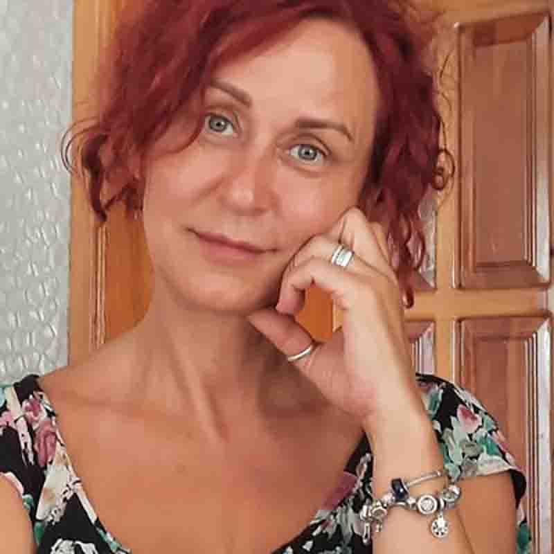 Figen Alkaç: Israrı Kanadında - Oggito