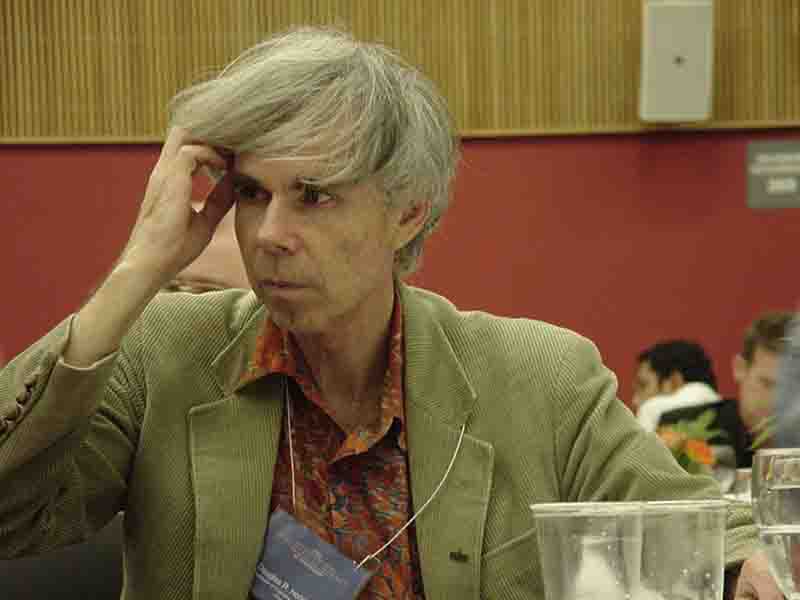 Gödel, Escher, Bach: Bir Ebedi Gökçe Belik - Oggito