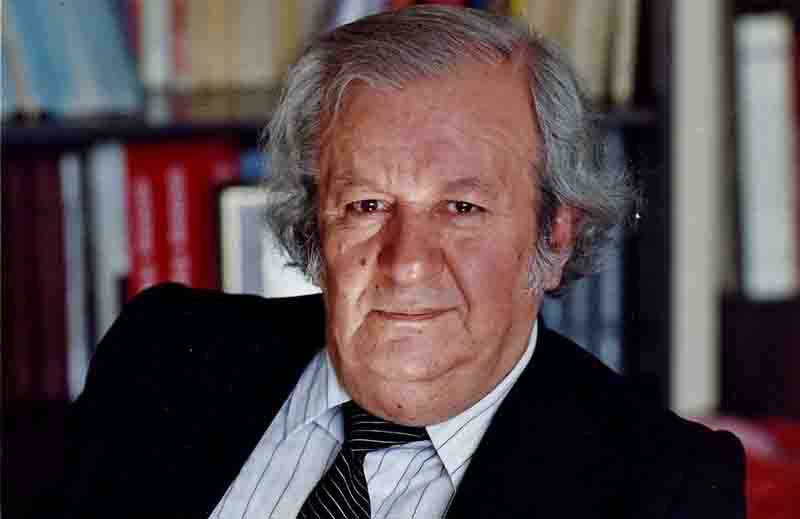 Muzaffer Buyrukçu’nun Kaleminden Yetmişlerin Aydınları - Oggito